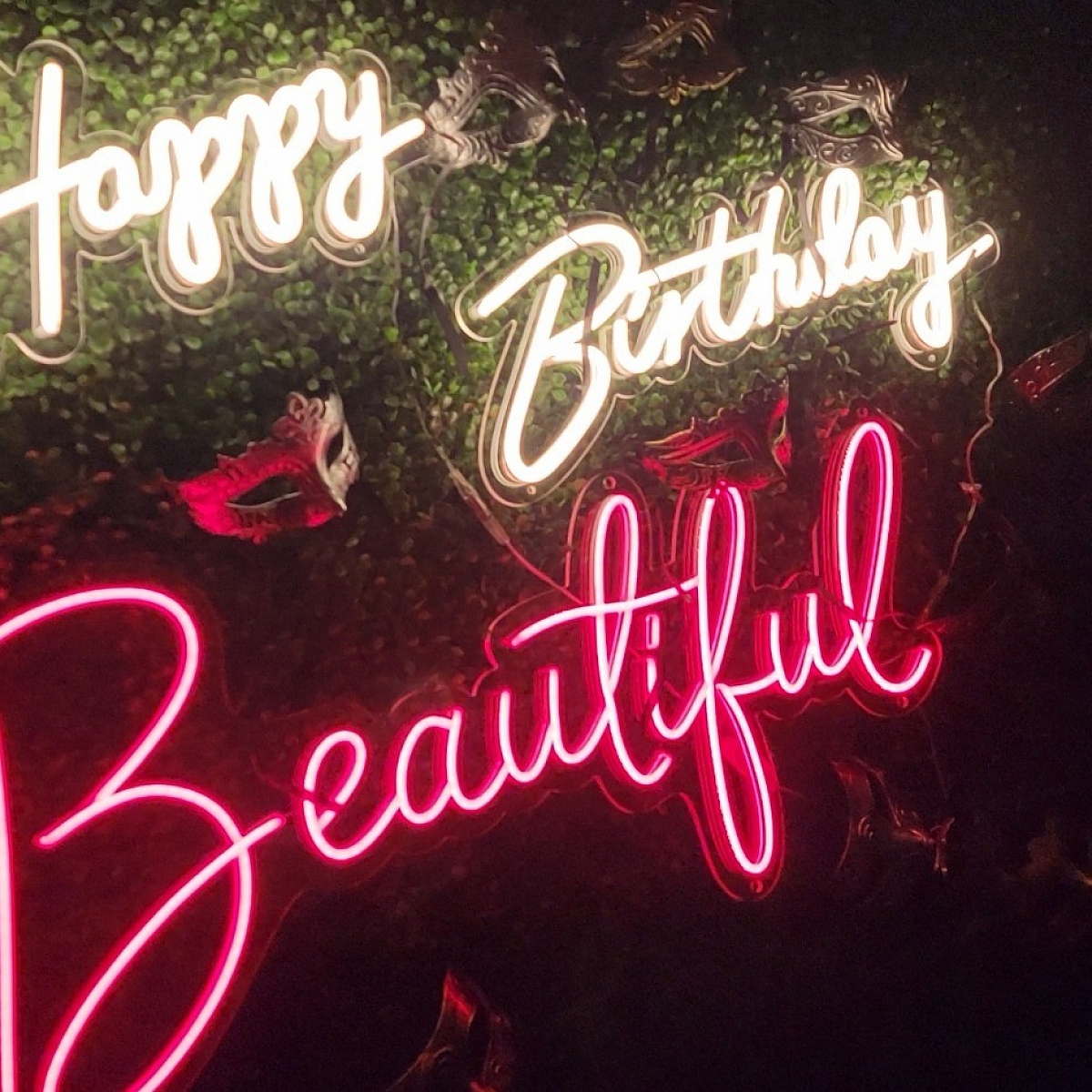 Best Custom Neon Sign - UniqueMy